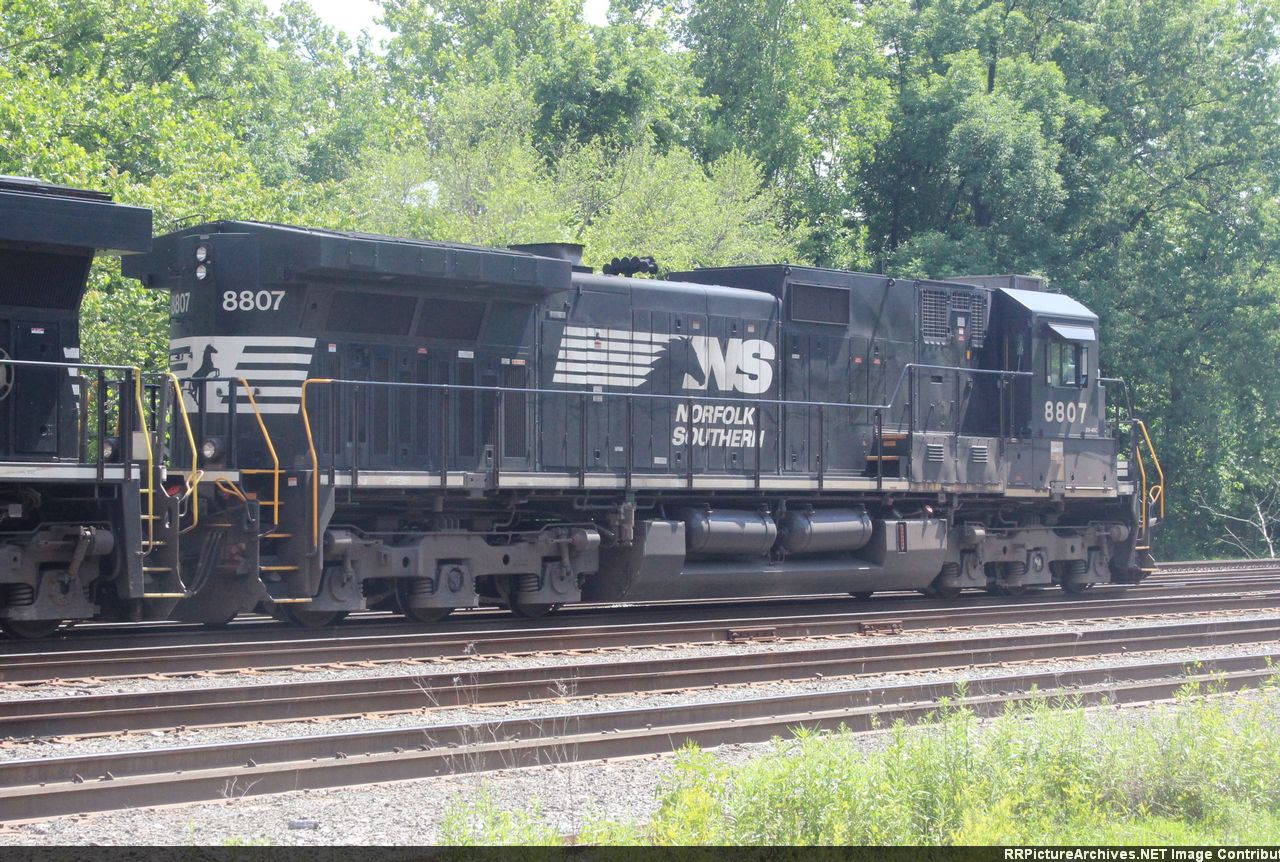 NS 8807